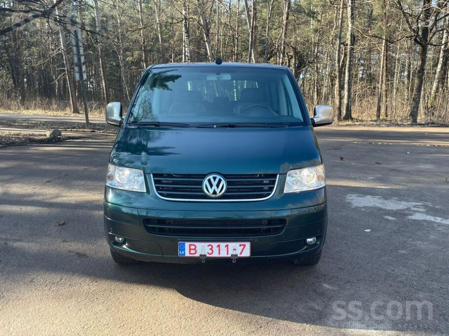 Green Volkswagen Multivan 2005 in Riga, with an engine capacity of 2.50 L and mileage of 0 thousand km for 7199 €, photo 9 on AUTOMOTO.COM.LV