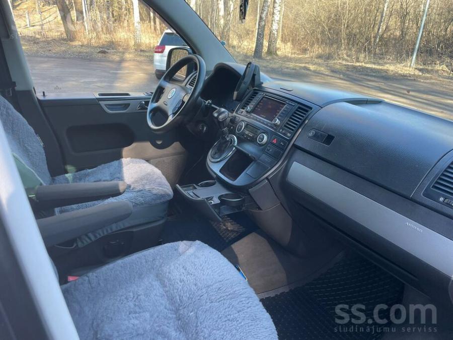 Green Volkswagen Multivan 2005 in Riga, with an engine capacity of 2.50 L and mileage of 0 thousand km for 7199 €, photo 17 on AUTOMOTO.COM.LV
