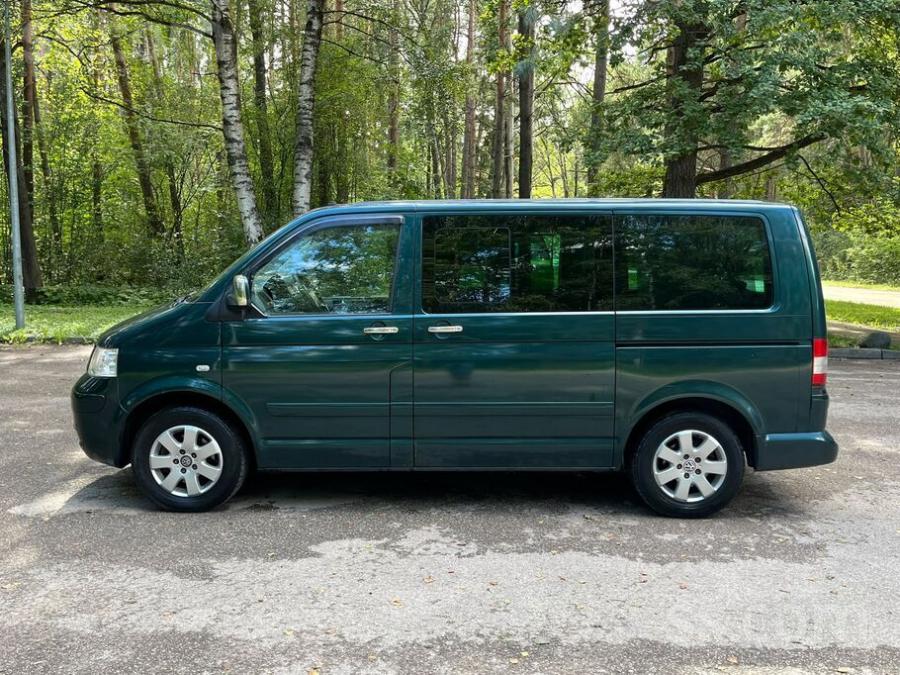 Zaļš Volkswagen Multivan 2005 Rīga, ar dzinēja tilpumu 2.50 L un nobraukumu 0 tūkst. km par 6399 €, foto 3 vietnē AUTOMOTO.COM.LV