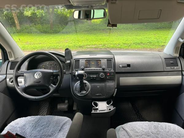 Volkswagen Multivan 2005 RÄ«ga vietnÄ ZaļŔ Volkswagen Multivan 2005 RÄ«ga, ar dzinÄja tilpumu 2.50 L un nobraukumu 0 tÅ«kst. km par 6399 ā¬, foto 11 vietnÄ AUTOMOTO.COM.LV