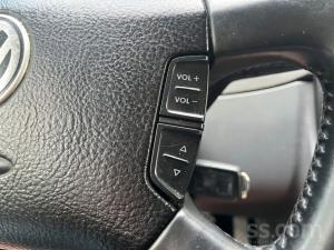 Zaļš Volkswagen Multivan 2005 Rīga, ar dzinēja tilpumu 2.50 L un nobraukumu 0 tūkst. km par 6399 €, foto 12 vietnē AUTOMOTO.COM.LV