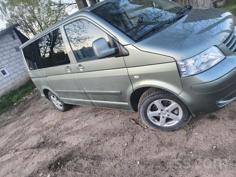 Zaļš Volkswagen Multivan 2007 Preiļi, ar dzinēja tilpumu 2.50 L un nobraukumu 430 tūkst. km par 7700 €, foto 2 vietnē AUTOMOTO.COM.LV