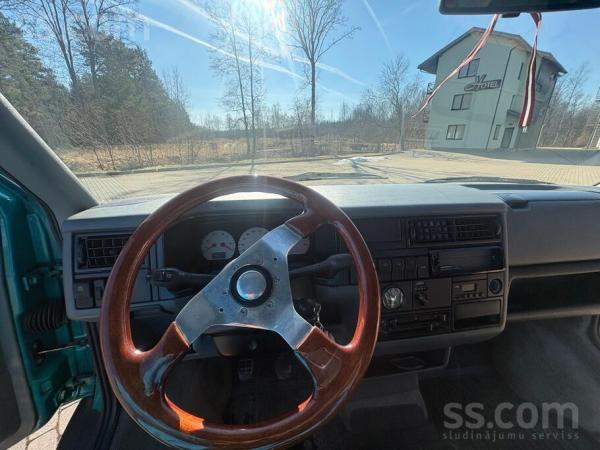Zaļš Volkswagen Multivan 1995 Rīga, ar dzinēja tilpumu 1.90 L un nobraukumu 260 tūkst. km par 11000 €, foto 8 vietnē AUTOMOTO.COM.LV