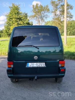 Green Volkswagen Multivan 1998 in Ogre, with an engine capacity of 1.90 L and mileage of 420 thousand km for 3570 €, photo 14 on AUTOMOTO.COM.LV