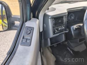 Green Volkswagen Multivan 1998 in Ogre, with an engine capacity of 1.90 L and mileage of 420 thousand km for 3570 €, photo 30 on AUTOMOTO.COM.LV