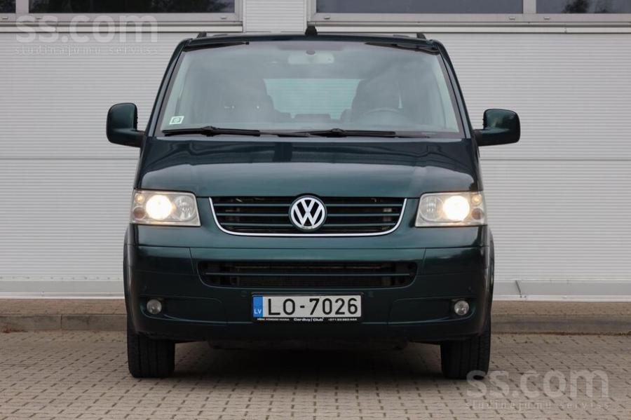 Green Volkswagen Multivan 2007 in Riga, with an engine capacity of 2.50 L and mileage of 0 thousand km for 7995 €, photo 2 on AUTOMOTO.COM.LV