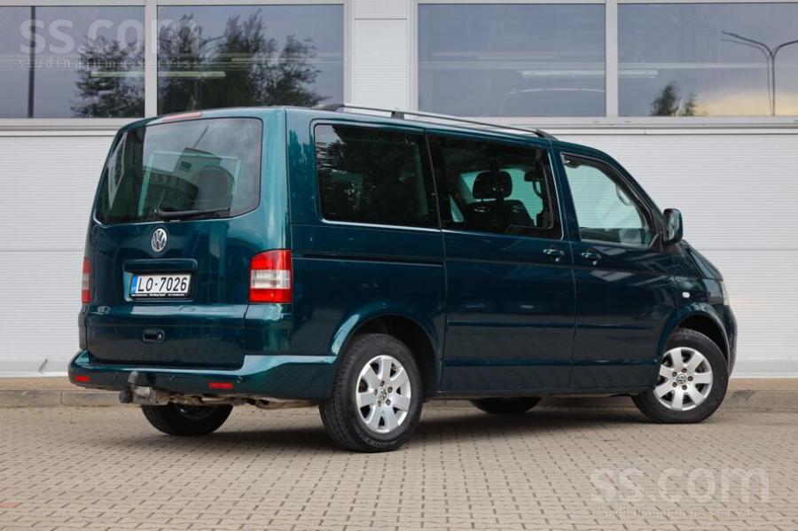 Green Volkswagen Multivan 2007 in Riga, with an engine capacity of 2.50 L and mileage of 0 thousand km for 7995 €, photo 6 on AUTOMOTO.COM.LV