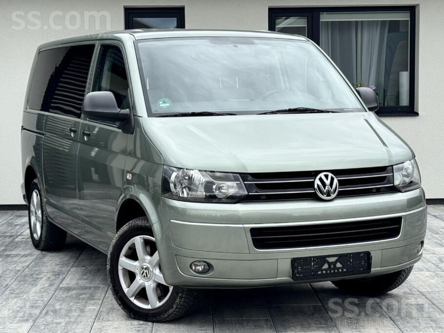 Zaļš Volkswagen Multivan 2010 Jelgava, ar dzinēja tilpumu 2.00 L un nobraukumu 287 tūkst. km par 13700 €, foto 3 vietnē AUTOMOTO.COM.LV