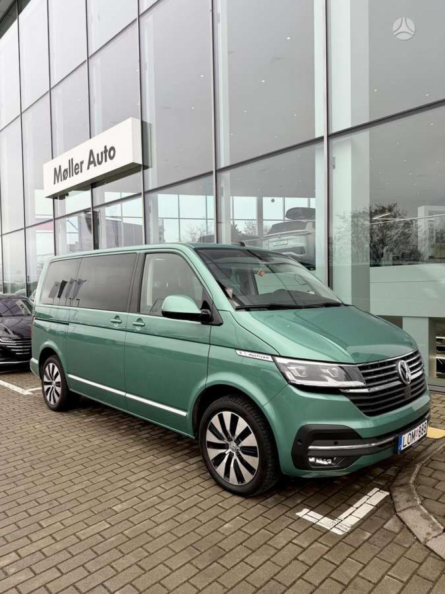 Green Volkswagen Multivan 2020 in Vilnius, with an engine capacity of 1.97 L and mileage of 139 thousand km for 43500 €, photo 1 on AUTOMOTO.COM.LV