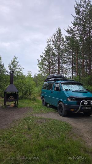 Zaļš Volkswagen Multivan 1991 Rakvere, ar dzinēja tilpumu 2.40 L un nobraukumu 452 tūkst. km par 5500 €, foto 3 vietnē AUTOMOTO.COM.LV