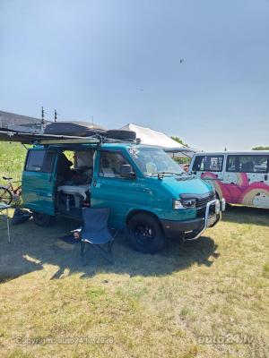 Zaļš Volkswagen Multivan 1991 Rakvere, ar dzinēja tilpumu 2.40 L un nobraukumu 452 tūkst. km par 5500 €, foto 6 vietnē AUTOMOTO.COM.LV
