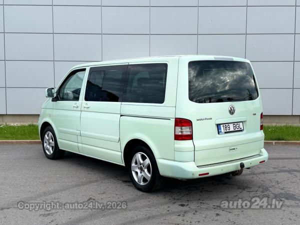 Зеленый Фольксваген Мультиван 2003 в Тарту, объемом двигателя 2.50 л и пробегом 288 тыс. км за 5500 €, фото 4 на AUTOMOTO.COM.LV