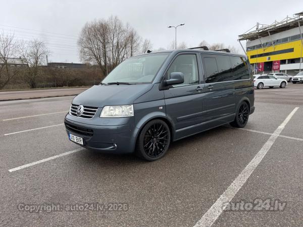 Green Volkswagen Multivan 2004 in Tallinn, with an engine capacity of 3.20 L and mileage of 187 thousand km for 10000 €, photo 1 on AUTOMOTO.COM.LV