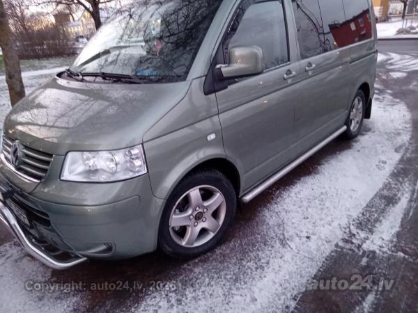 Green Volkswagen Multivan 2005 in Tallinn, with an engine capacity of 2.50 L and mileage of 0 thousand km for 8500 €, photo 3 on AUTOMOTO.COM.LV