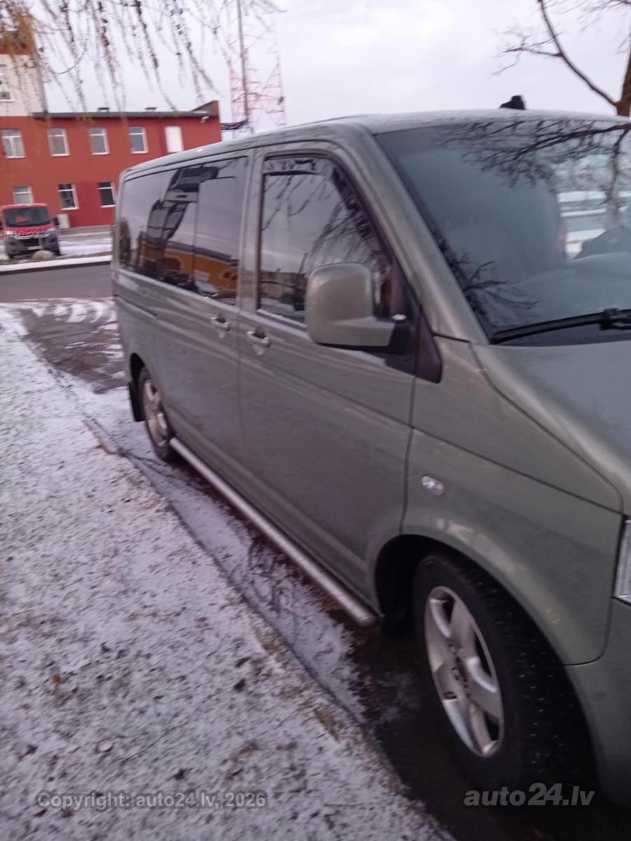 Green Volkswagen Multivan 2005 in Tallinn, with an engine capacity of 2.50 L and mileage of 0 thousand km for 8500 €, photo 5 on AUTOMOTO.COM.LV