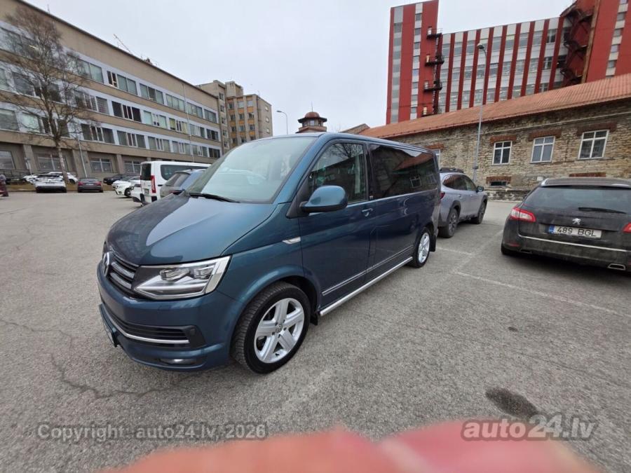Zaļš Volkswagen Multivan 2016 Tallina, ar dzinēja tilpumu 2.00 L un nobraukumu 231 tūkst. km par 27500 €, foto 3 vietnē AUTOMOTO.COM.LV