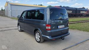 Grey Volkswagen Multivan 2007 in Klaipeda, with an engine capacity of 2.50 L and mileage of 274 thousand km for 6690 €, photo 9 on AUTOMOTO.COM.LV