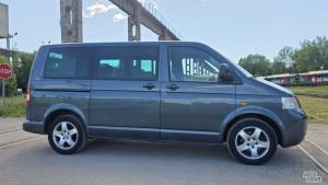 Grey Volkswagen Multivan 2007 in Klaipeda, with an engine capacity of 2.50 L and mileage of 274 thousand km for 6690 €, photo 13 on AUTOMOTO.COM.LV