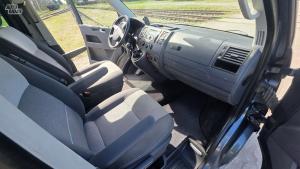 Grey Volkswagen Multivan 2007 in Klaipeda, with an engine capacity of 2.50 L and mileage of 274 thousand km for 6690 €, photo 20 on AUTOMOTO.COM.LV