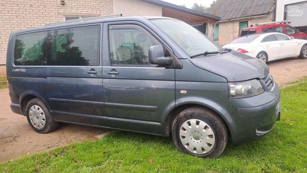 Grey Volkswagen Multivan 2009 in Vilnius, with an engine capacity of 2.50 L and mileage of 286 thousand km for 10500 €, photo 4 on AUTOMOTO.COM.LV