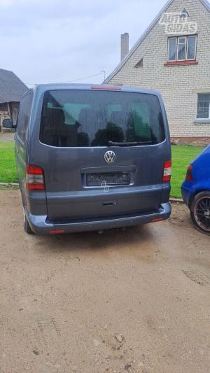 Grey Volkswagen Multivan 2009 in Vilnius, with an engine capacity of 2.50 L and mileage of 286 thousand km for 10500 €, photo 15 on AUTOMOTO.COM.LV