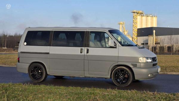 Pelēks Volkswagen Multivan 1997 Klaipėda, ar dzinēja tilpumu 2.50 L un nobraukumu 376 tūkst. km par 5690 €, foto 10 vietnē AUTOMOTO.COM.LV