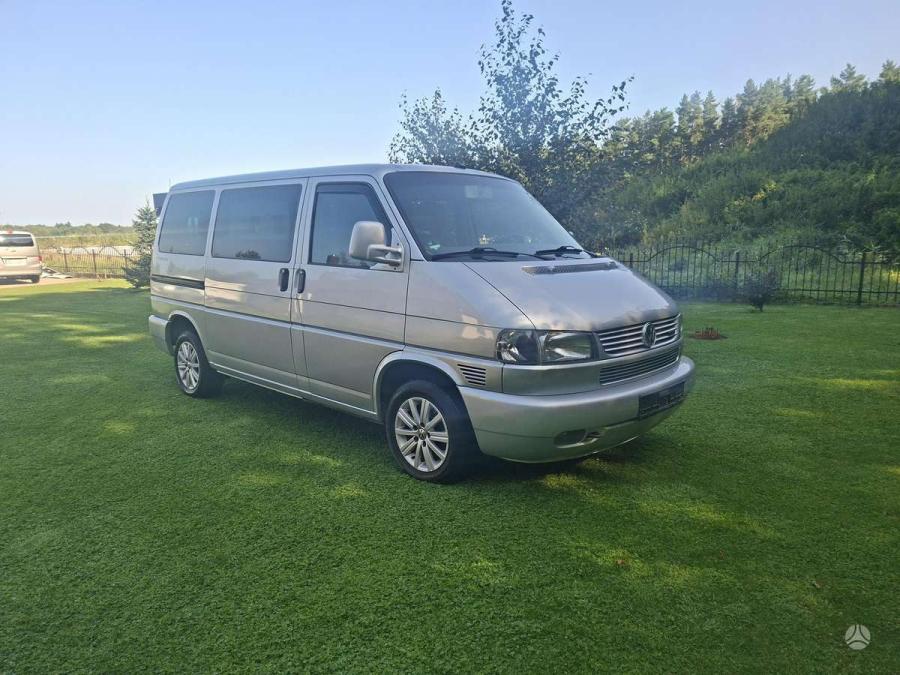 Pelēks Volkswagen Multivan 2001 Šilutė, ar dzinēja tilpumu 2.50 L un nobraukumu 329 tūkst. km par 6200 €, foto 6 vietnē AUTOMOTO.COM.LV