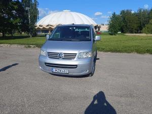 Pelēks Volkswagen Multivan 2004 Elektrėnai, ar dzinēja tilpumu 2.50 L un nobraukumu 341 tūkst. km par 6100 €, foto  vietnē AUTOMOTO.COM.LV
