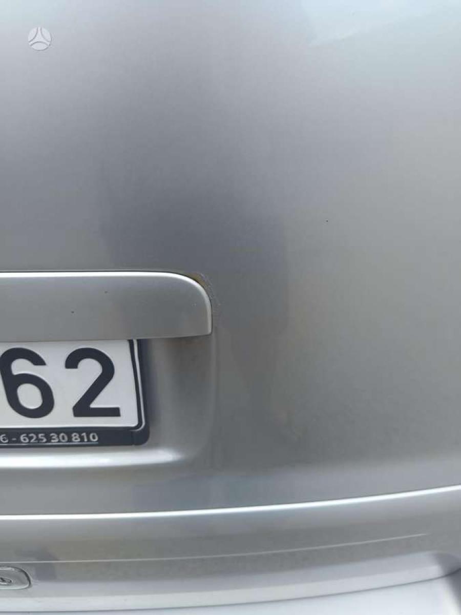 Pelēks Volkswagen Multivan 2004 Elektrėnai, ar dzinēja tilpumu 2.50 L un nobraukumu 341 tūkst. km par 6100 €, foto 7 vietnē AUTOMOTO.COM.LV