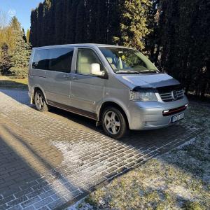 Grey Volkswagen Multivan 2005 in Vilnius, with an engine capacity of 2.50 L and mileage of 218 thousand km for 9000 €, photo  on AUTOMOTO.COM.LV