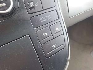Grey Volkswagen Multivan 2005 in Jonava, with an engine capacity of 2.50 L and mileage of 336 thousand km for 6499 €, photo 23 on AUTOMOTO.COM.LV