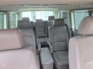 Grey Volkswagen Multivan 2005 in Jonava, with an engine capacity of 2.50 L and mileage of 336 thousand km for 6499 €, photo 29 on AUTOMOTO.COM.LV