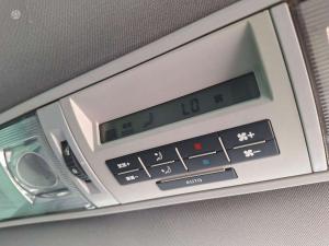 Grey Volkswagen Multivan 2005 in Jonava, with an engine capacity of 2.50 L and mileage of 336 thousand km for 6499 €, photo 31 on AUTOMOTO.COM.LV