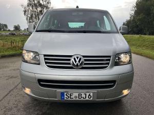 Grey Volkswagen Multivan 2006 in Plunge, with an engine capacity of 2.46 L and mileage of 261 thousand km for 6500 €, photo 5 on AUTOMOTO.COM.LV