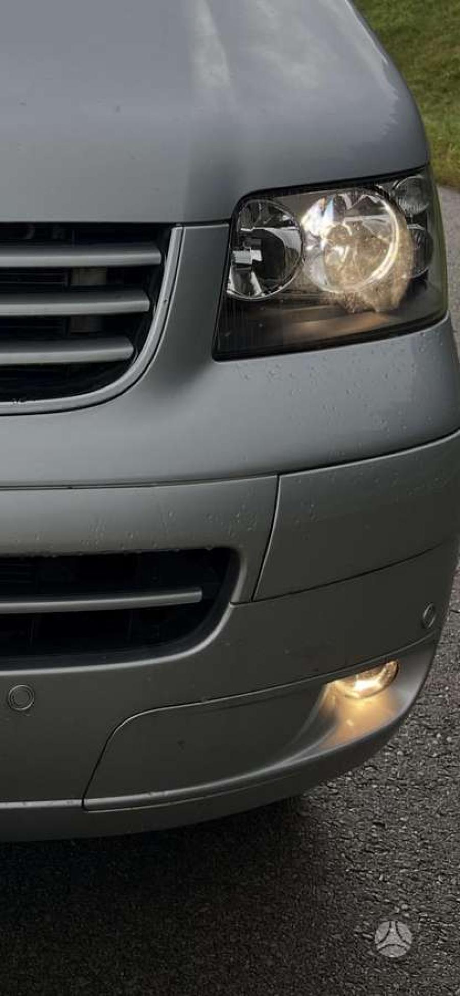 Grey Volkswagen Multivan 2006 in Plunge, with an engine capacity of 2.46 L and mileage of 261 thousand km for 6500 €, photo 32 on AUTOMOTO.COM.LV