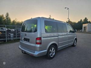 Grey Volkswagen Multivan 2007 in Pakruojis, with an engine capacity of 2.50 L and mileage of 301 thousand km for 6800 €, photo 5 on AUTOMOTO.COM.LV