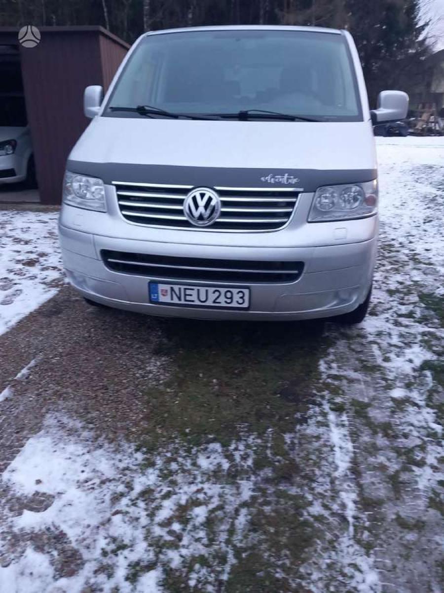 Pelēks Volkswagen Multivan 2008 Kazlų Rūda, ar dzinēja tilpumu 2.46 L un nobraukumu 404 tūkst. km par 9900 €, foto 1 vietnē AUTOMOTO.COM.LV