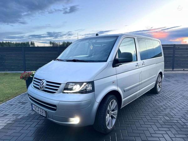 Grey Volkswagen Multivan 2008 in Vilnius, with an engine capacity of 2.46 L and mileage of 336 thousand km for 9000 €, photo 3 on AUTOMOTO.COM.LV