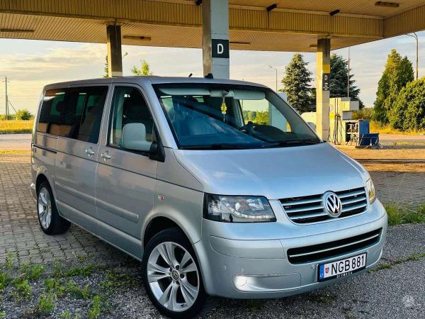 Grey Volkswagen Multivan 2008 in Vilnius, with an engine capacity of 2.46 L and mileage of 336 thousand km for 9000 €, photo 9 on AUTOMOTO.COM.LV