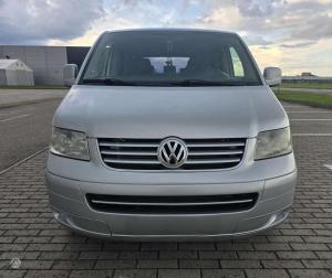Pelēks Volkswagen Multivan 2008 Panevēža, ar dzinēja tilpumu 1.90 L un nobraukumu 328 tūkst. km par 10499 €, foto 9 vietnē AUTOMOTO.COM.LV