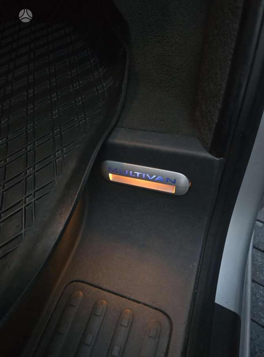 Grey Volkswagen Multivan 2008 in Panevezys, with an engine capacity of 1.90 L and mileage of 328 thousand km for 10499 €, photo 13 on AUTOMOTO.COM.LV