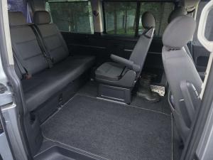 Grey Volkswagen Multivan 2008 in Panevezys, with an engine capacity of 1.90 L and mileage of 328 thousand km for 10499 €, photo 15 on AUTOMOTO.COM.LV