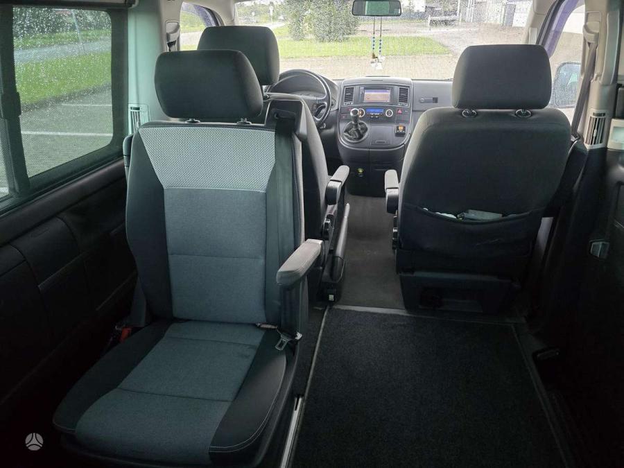 Grey Volkswagen Multivan 2008 in Panevezys, with an engine capacity of 1.90 L and mileage of 328 thousand km for 10499 €, photo 18 on AUTOMOTO.COM.LV