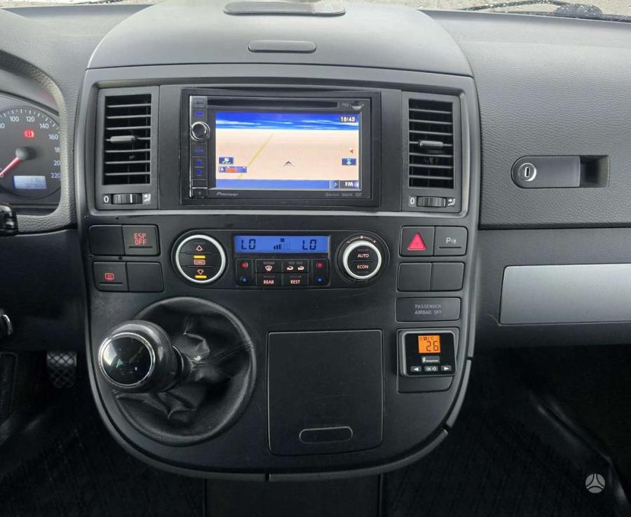 Grey Volkswagen Multivan 2008 in Panevezys, with an engine capacity of 1.90 L and mileage of 328 thousand km for 10499 €, photo 35 on AUTOMOTO.COM.LV