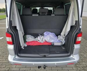 Grey Volkswagen Multivan 2008 in Panevezys, with an engine capacity of 1.90 L and mileage of 328 thousand km for 10499 €, photo 42 on AUTOMOTO.COM.LV