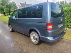 Pelēks Volkswagen Multivan 2009 Vilkaviškis, ar dzinēja tilpumu 2.46 L un nobraukumu 291 tūkst. km par 6600 €, foto 5 vietnē AUTOMOTO.COM.LV