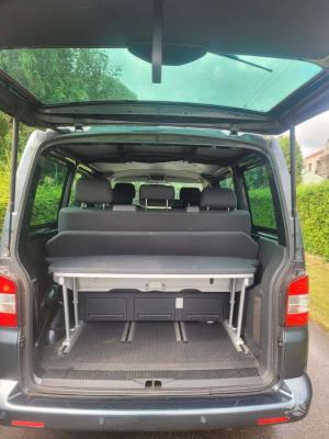 Pelēks Volkswagen Multivan 2009 Vilkaviškis, ar dzinēja tilpumu 2.46 L un nobraukumu 291 tūkst. km par 6600 €, foto 8 vietnē AUTOMOTO.COM.LV