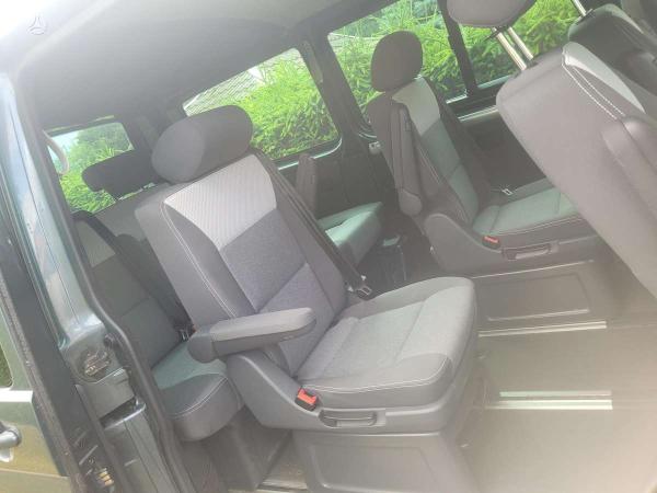 Pelēks Volkswagen Multivan 2009 Vilkaviškis, ar dzinēja tilpumu 2.46 L un nobraukumu 291 tūkst. km par 6600 €, foto 9 vietnē AUTOMOTO.COM.LV