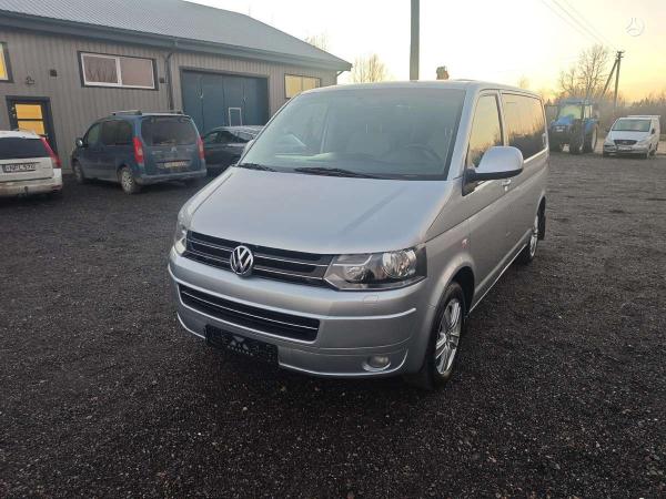 Grey Volkswagen Multivan 2010 in Kretinga, with an engine capacity of 2.00 L and mileage of 450 thousand km for 12300 €, photo 2 on AUTOMOTO.COM.LV