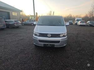 Grey Volkswagen Multivan 2010 in Kretinga, with an engine capacity of 2.00 L and mileage of 450 thousand km for 12300 €, photo 15 on AUTOMOTO.COM.LV